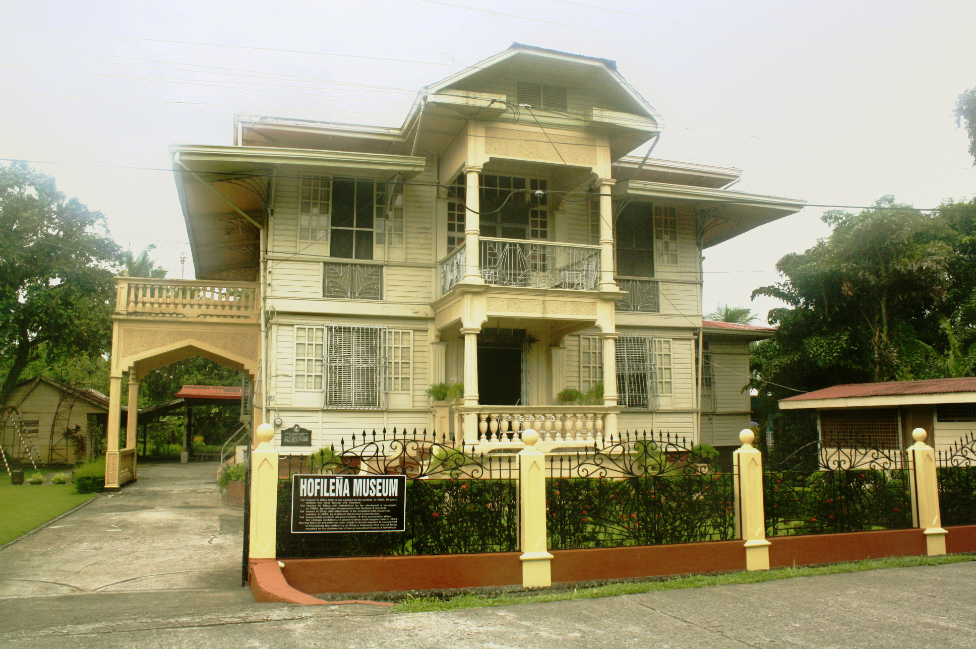 First-time Heritage Walk Around Silay | First-Time Travels