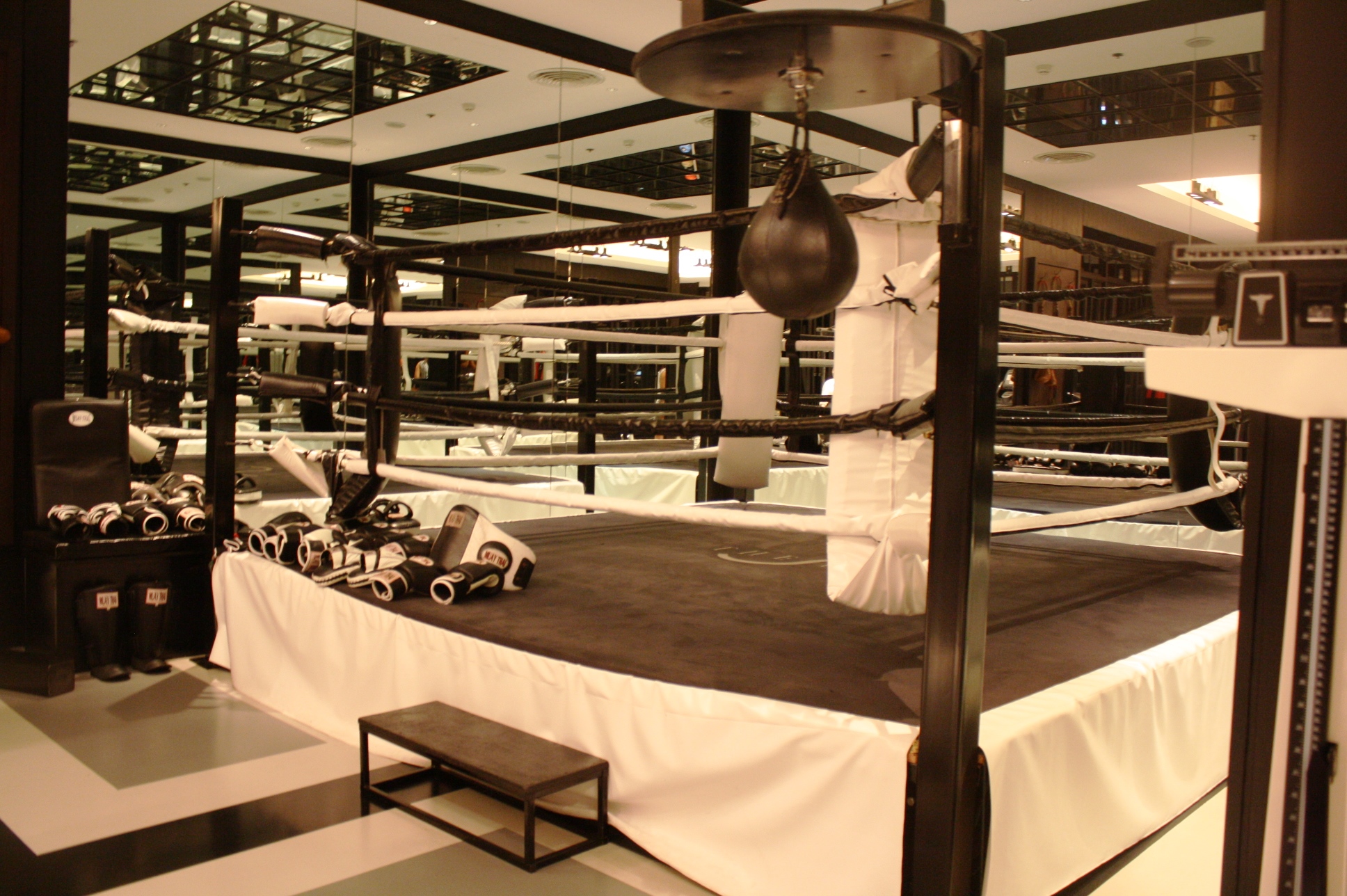 First-time in the Siam Hotel | First-Time Travels